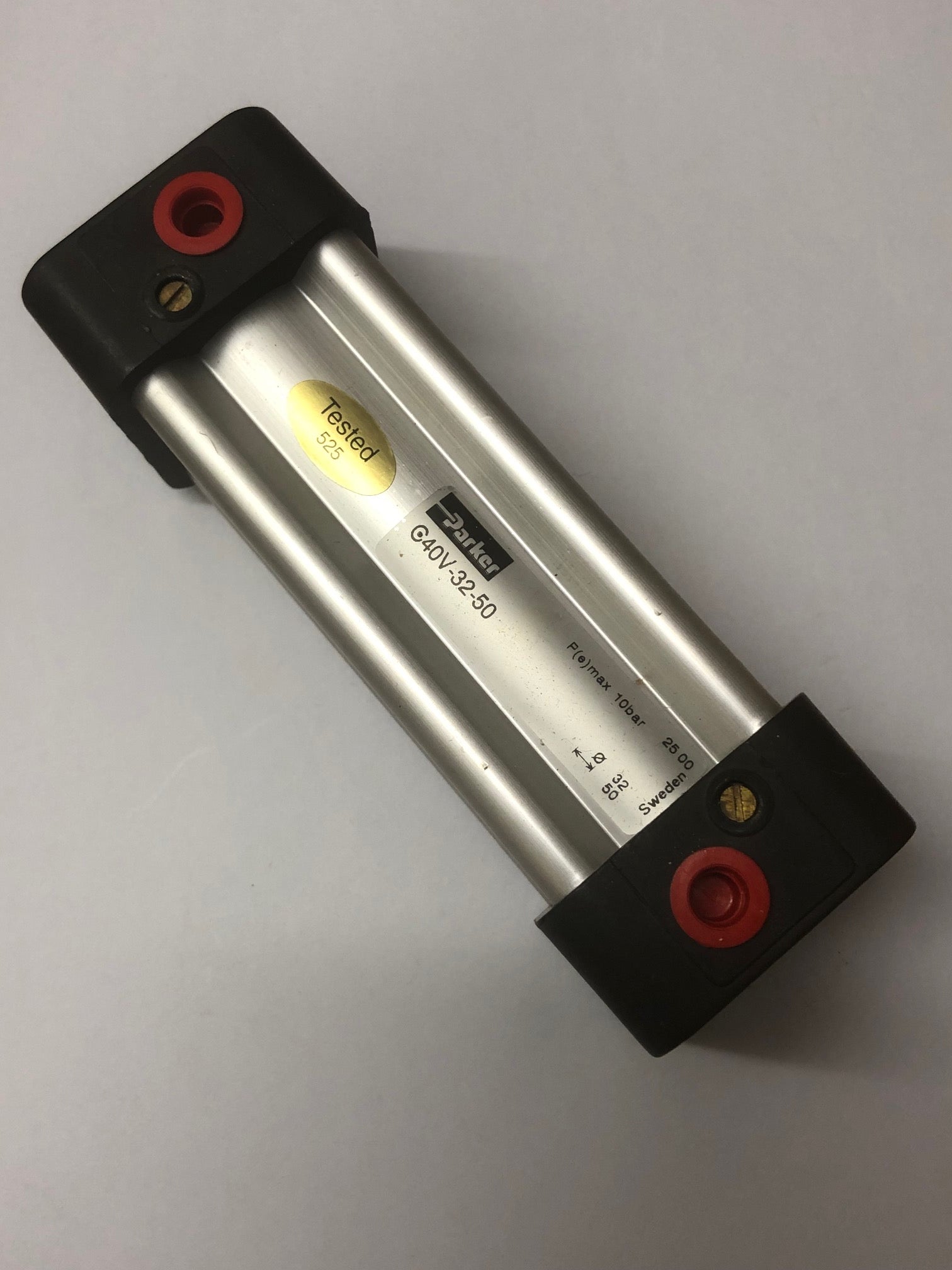Parker C40V-32-50 - Compact Pneumatic Cylinder Air Reservoir 50mm Stro ...